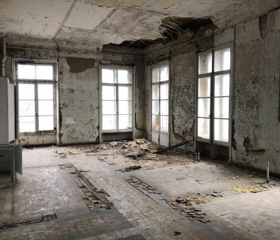 VASTGOED - Opus Dei zet kasteel van Dongelberg te koop - De Rijkste Belgen